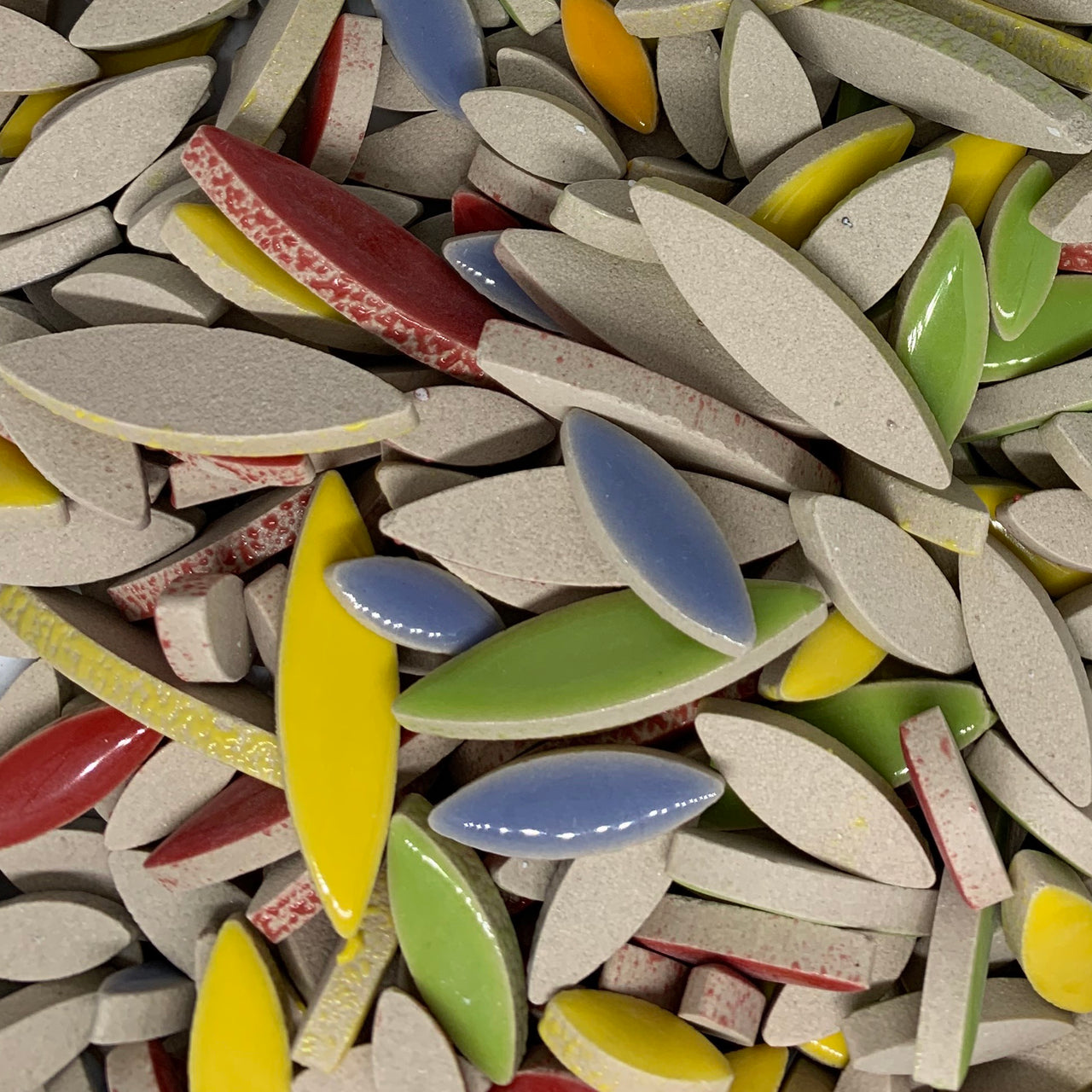 Ceramic Leaves – 19 Mosaics